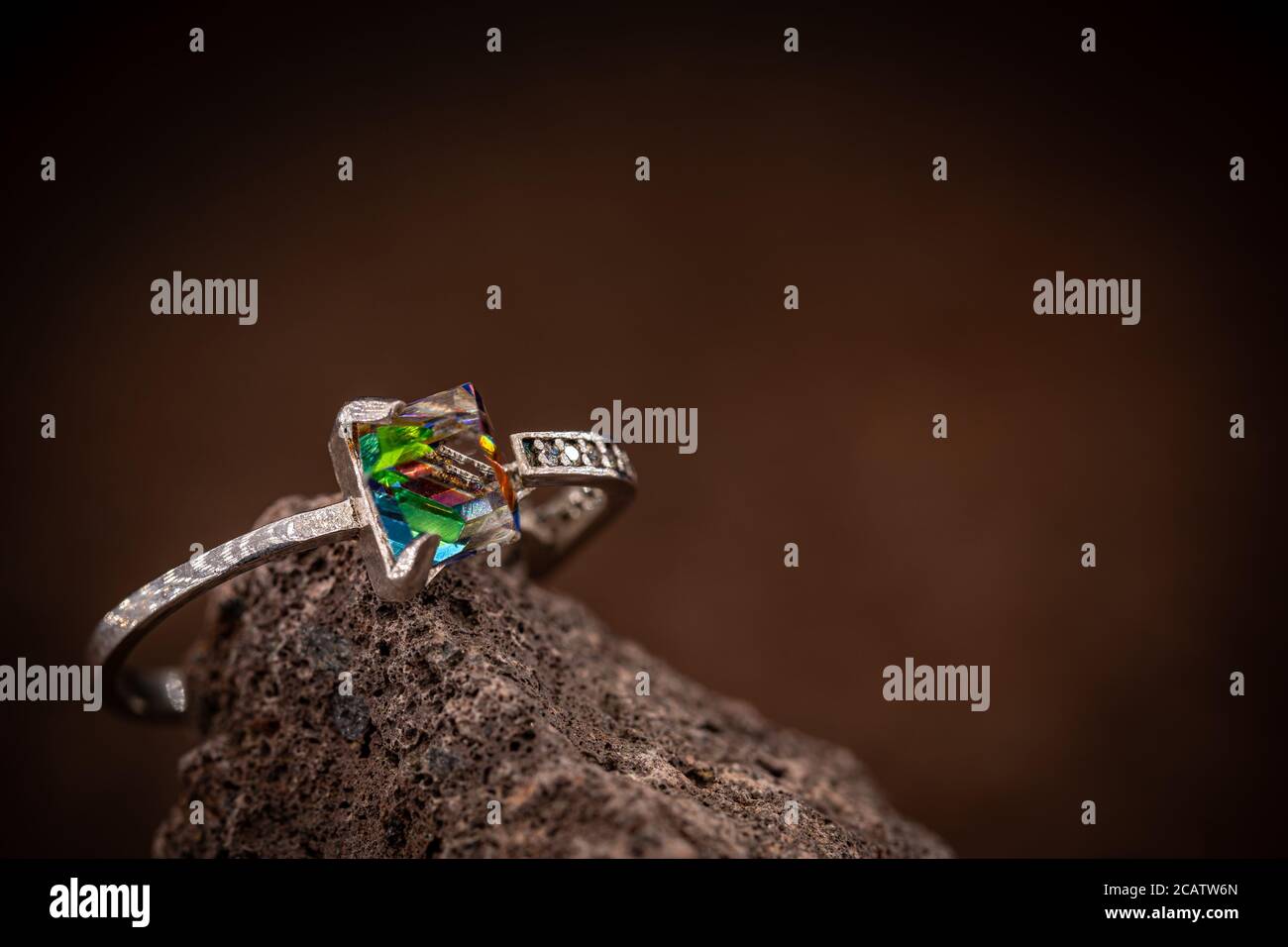 Stylish shiny silver hi-res stock photography and images - Alamy
