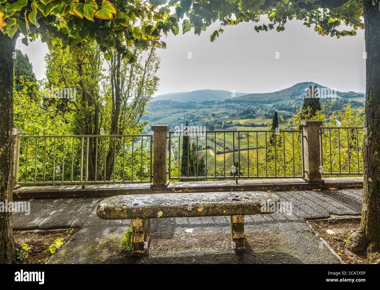 stone bench in Tuscany, Italy Stock Photo - Alamy