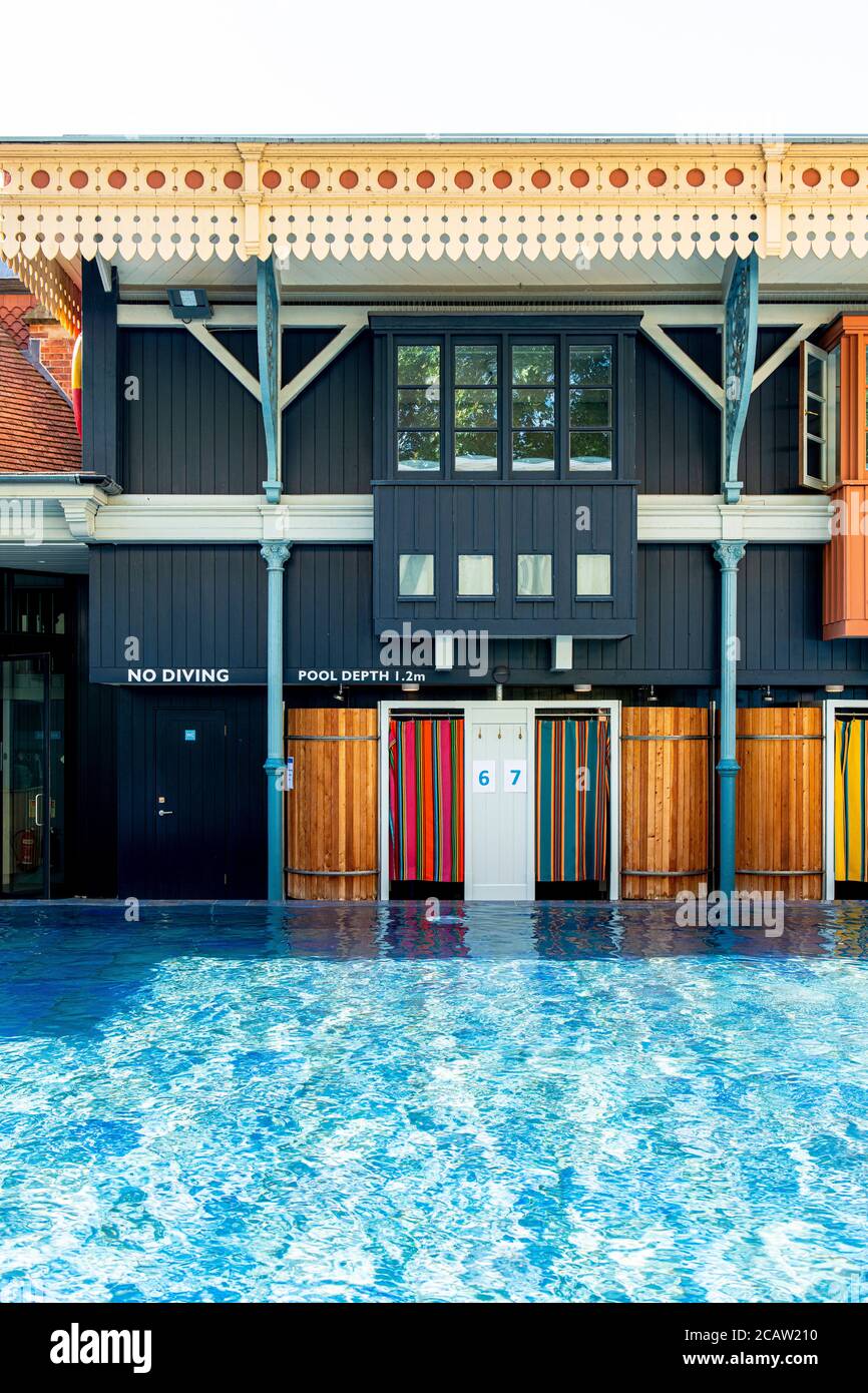 Caversham court gardens hi-res stock photography and images - Alamy