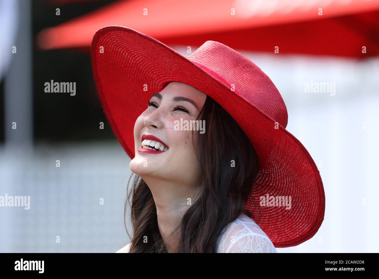 Colgate optic white hi-res stock photography and images - Alamy