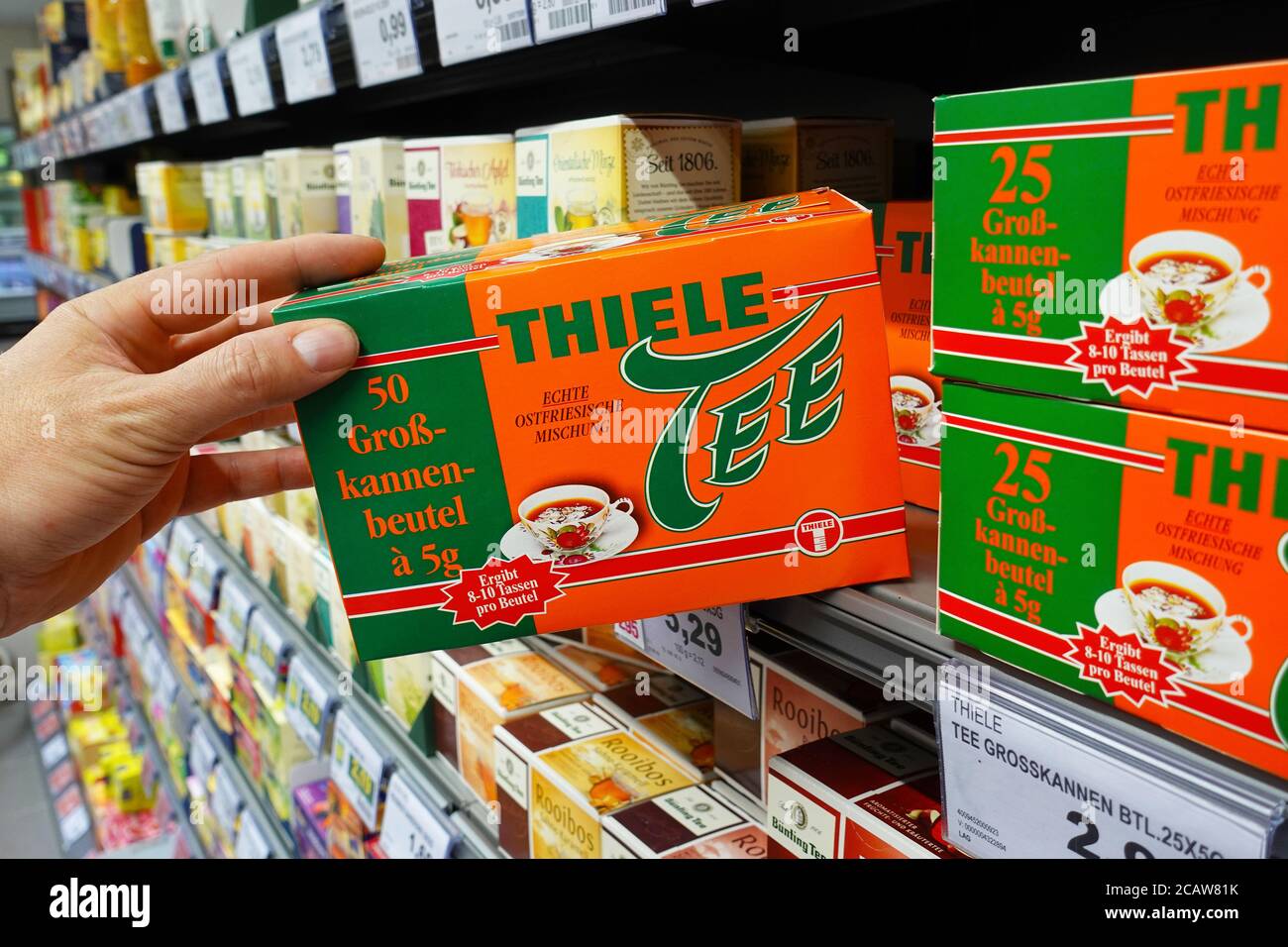 Edeka supermarket hi-res stock photography and images - Alamy