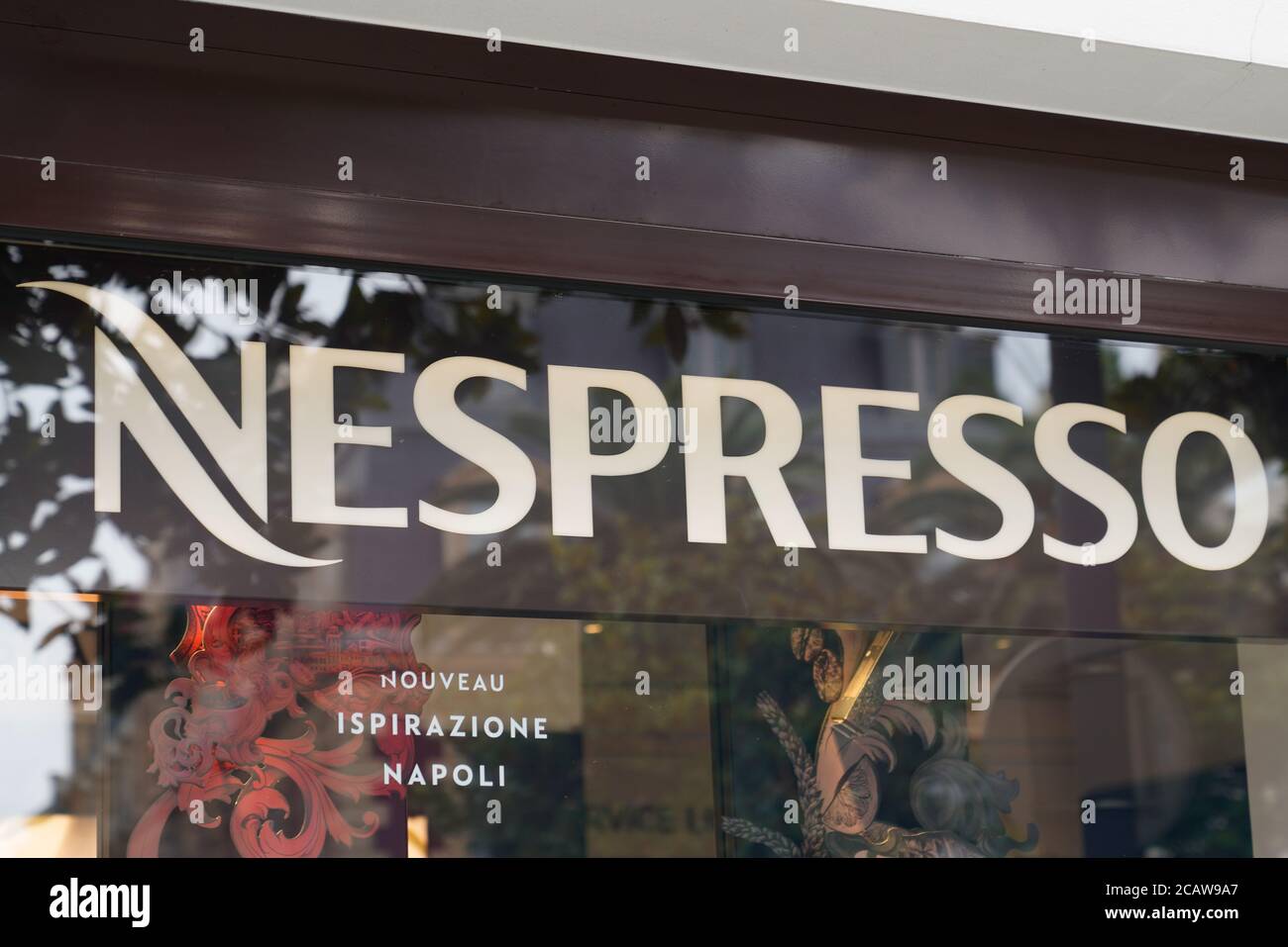 Nespresso sign hi-res stock photography and images - Alamy