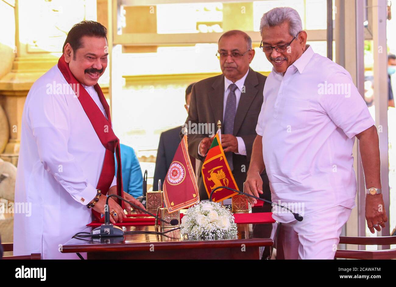 Sri lankan president gotabaya rajapaksa hands hi-res stock photography ...