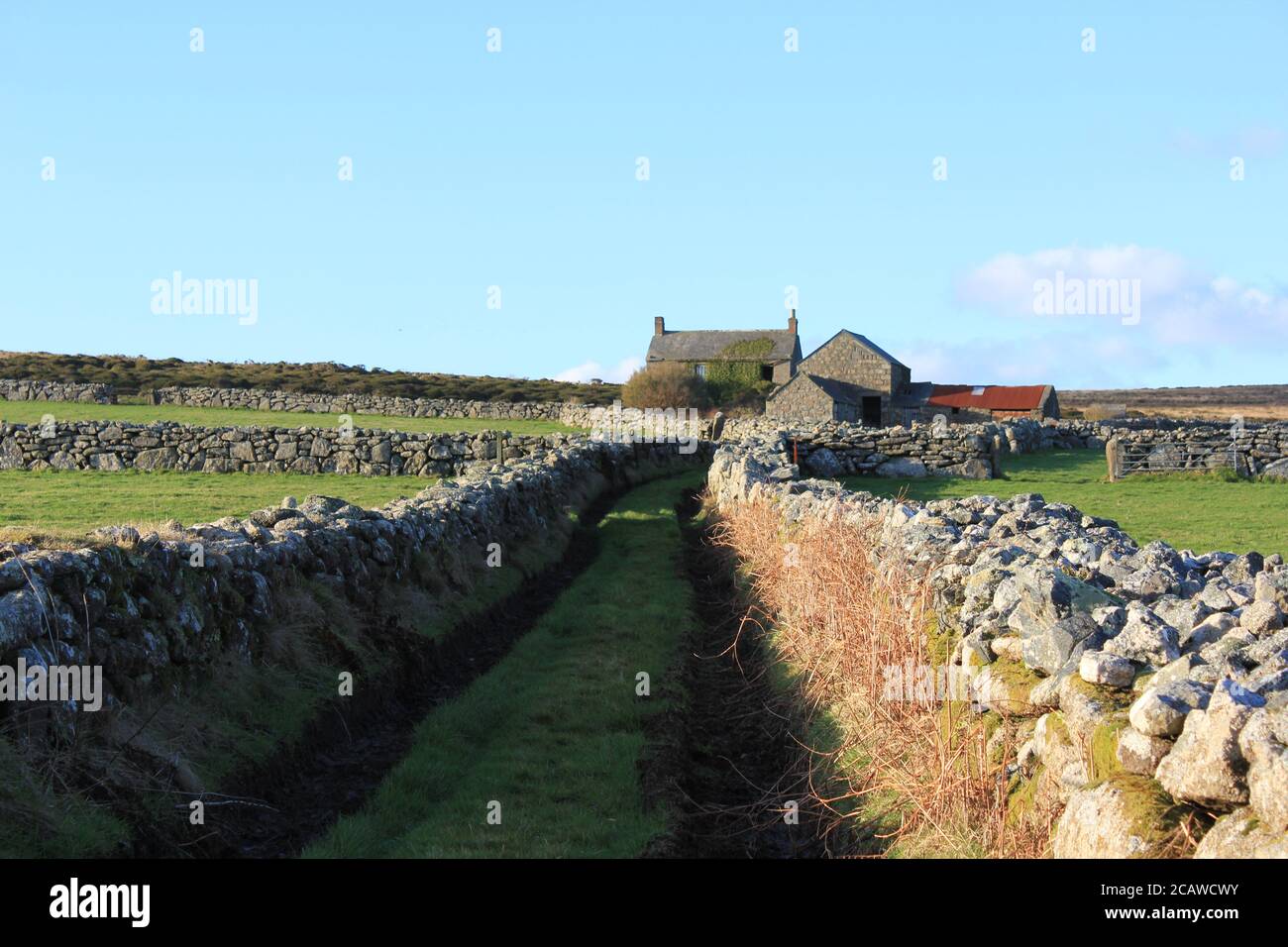 Walled track to farm hi-res stock photography and images - Alamy