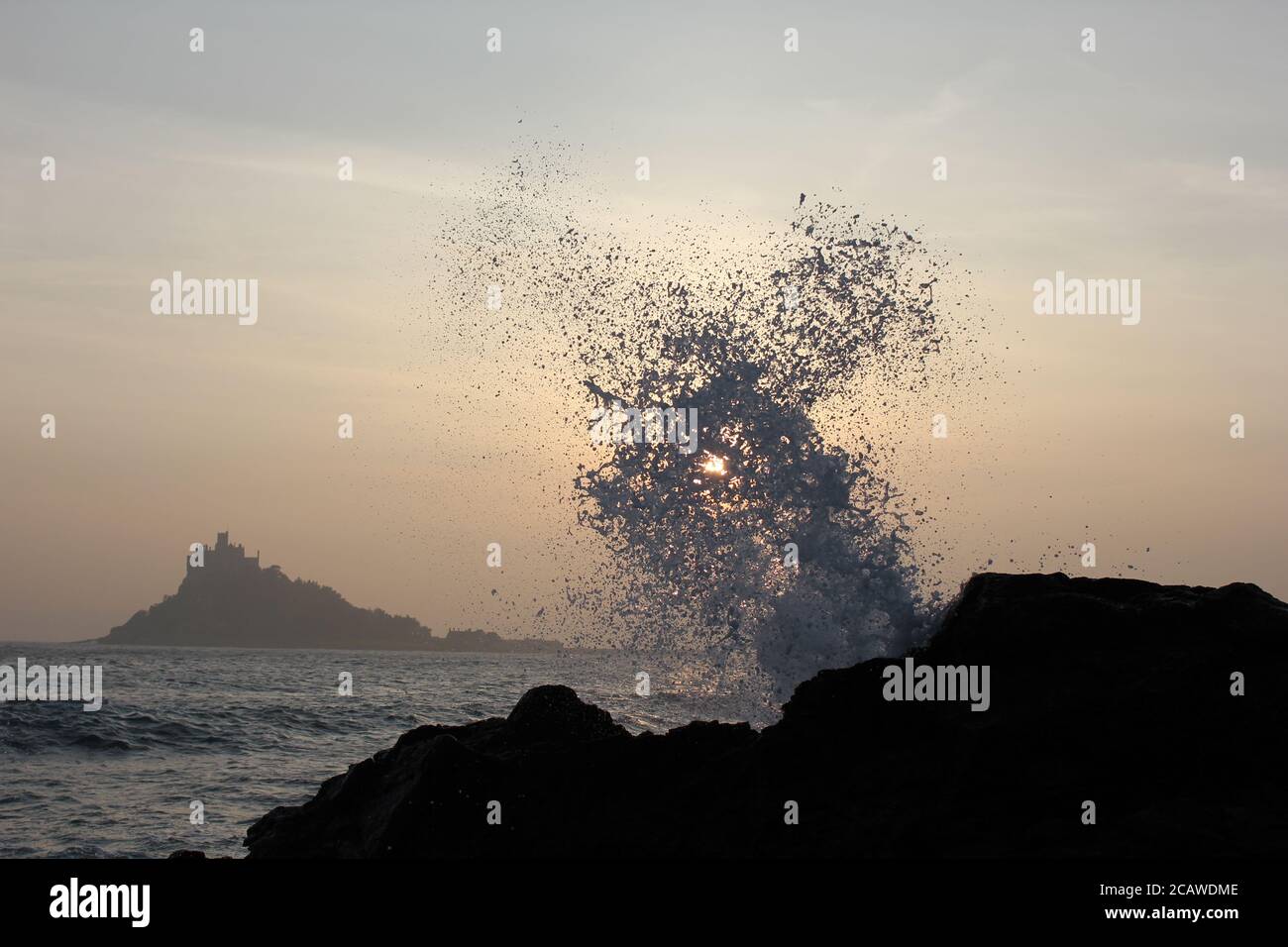 Spray framing sun hi-res stock photography and images - Alamy