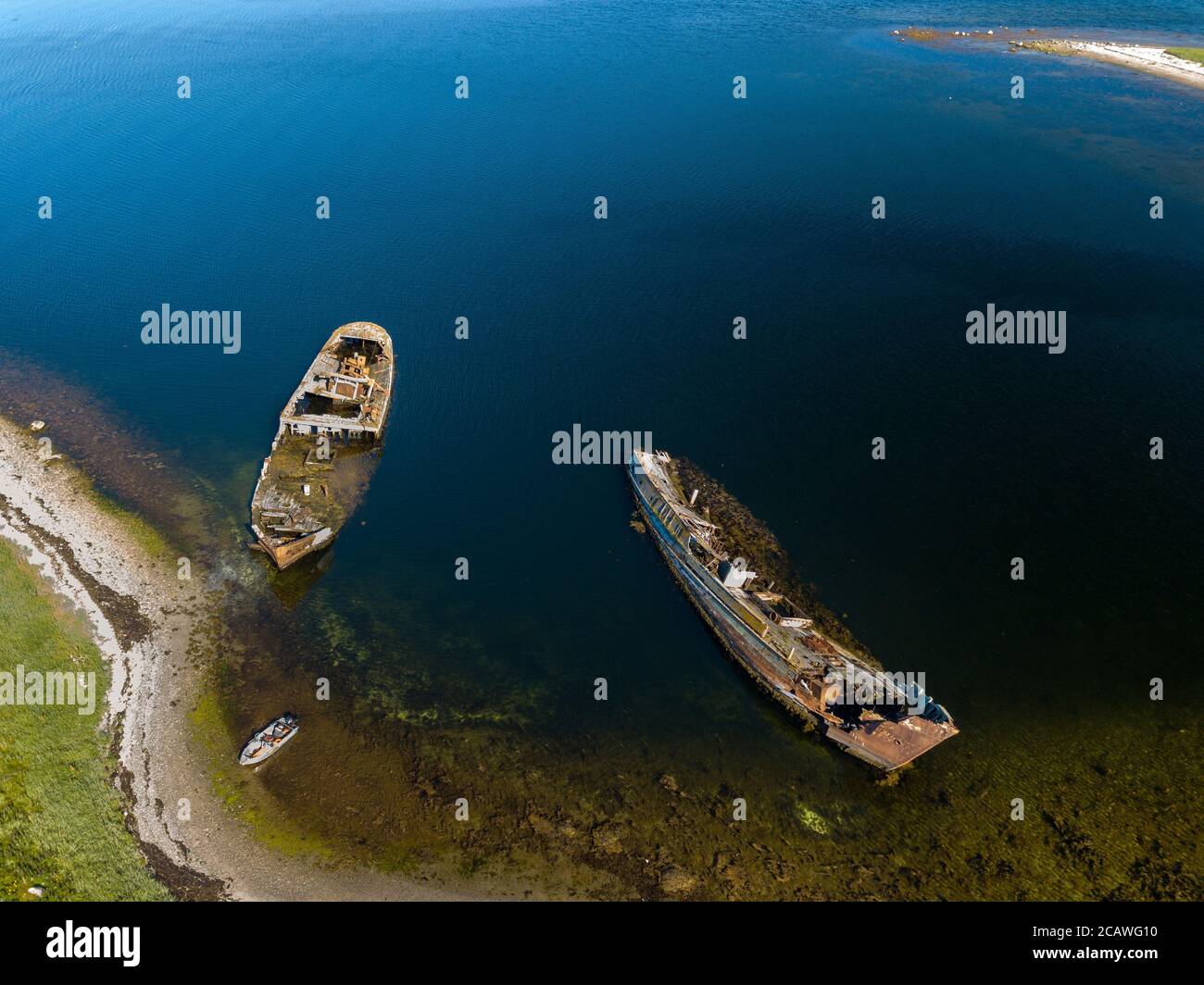 Breakdown boat hi-res stock photography and images - Alamy