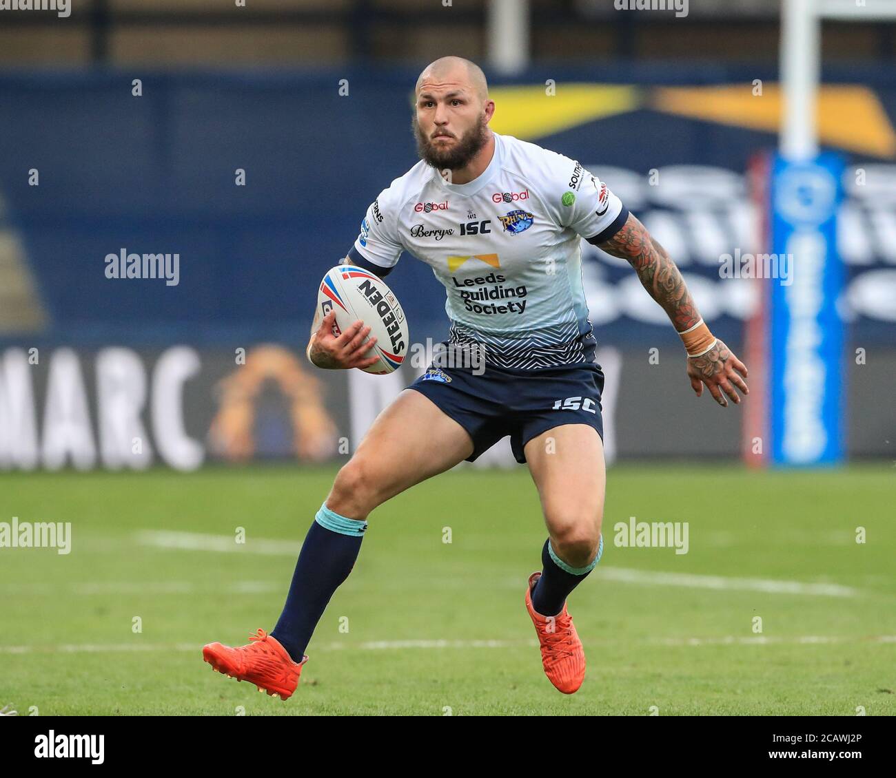 Luke Briscoe (24) of Leeds Rhinos in action during the game Stock Photo ...