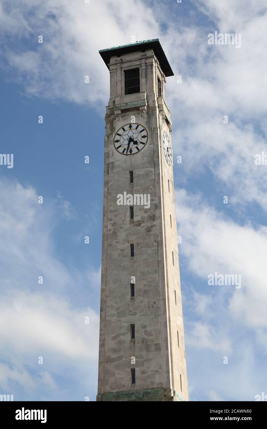 Southampton city centre office hi-res stock photography and images - Alamy