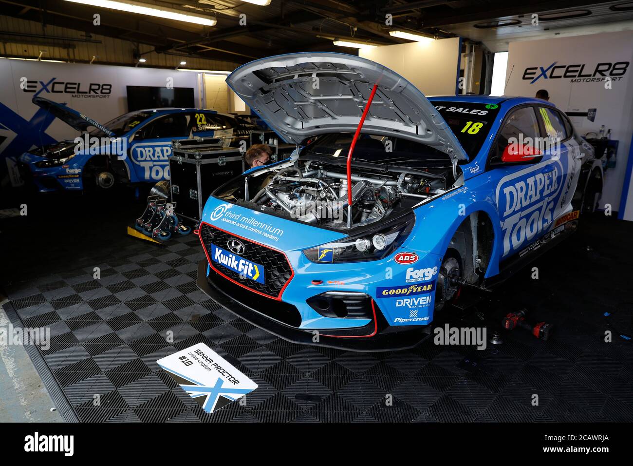 West Kingsdown, Kent, UK. 09th Aug, 2020. Kwik Fit British Touring Car ...