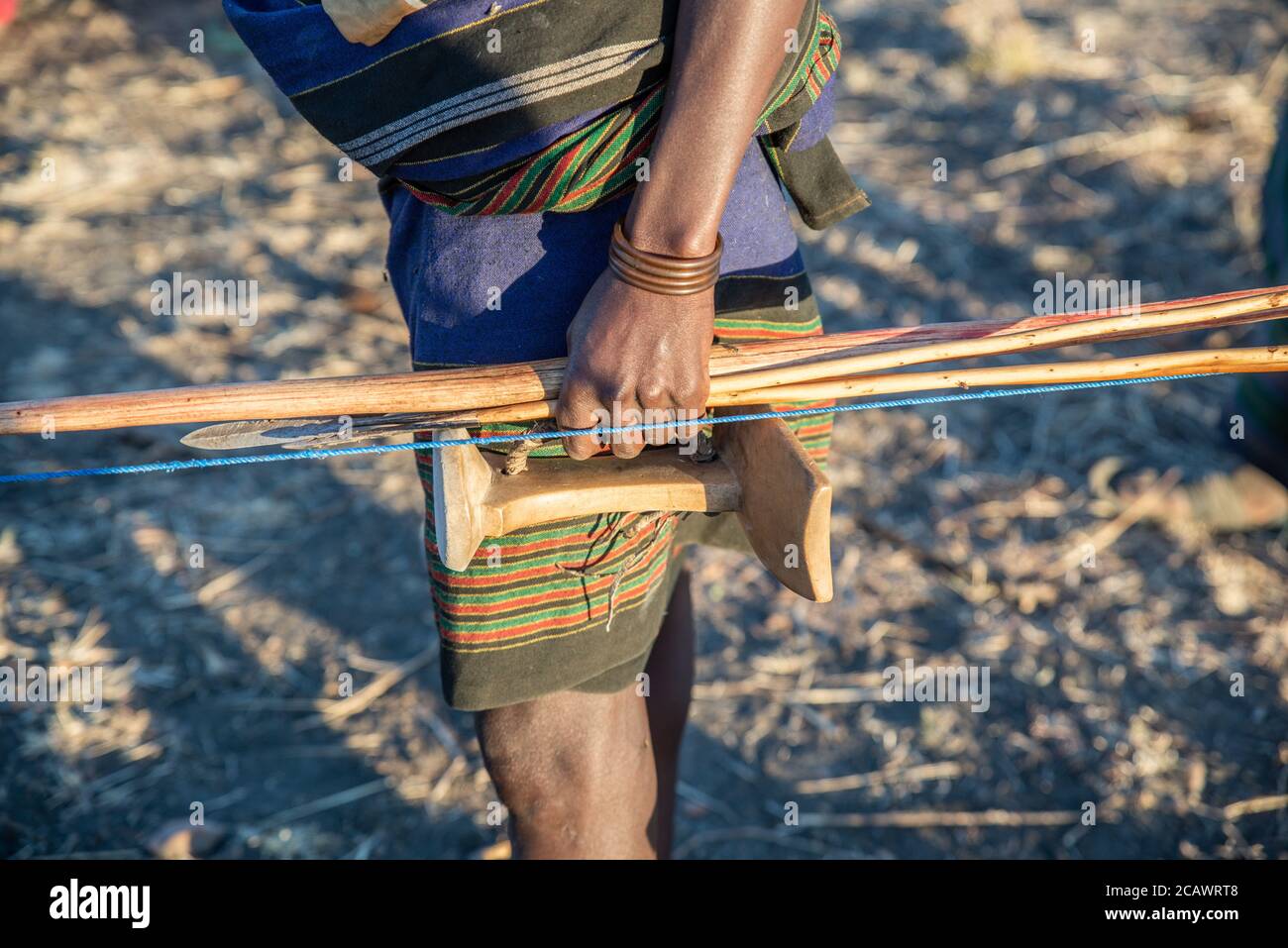 Africa bow and arrow hi-res stock photography and images - Alamy