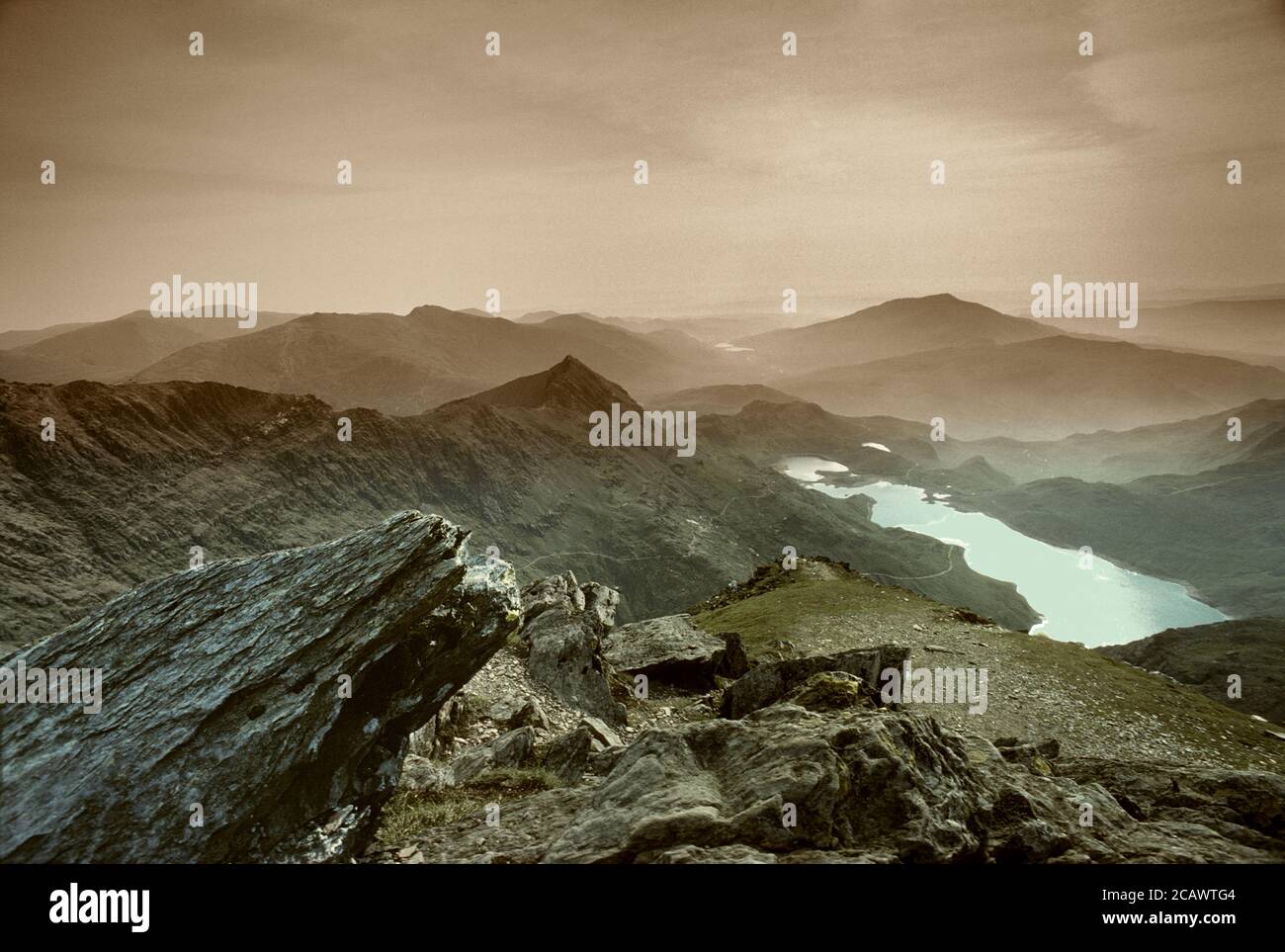 Summit of mount snowdon hi-res stock photography and images - Alamy