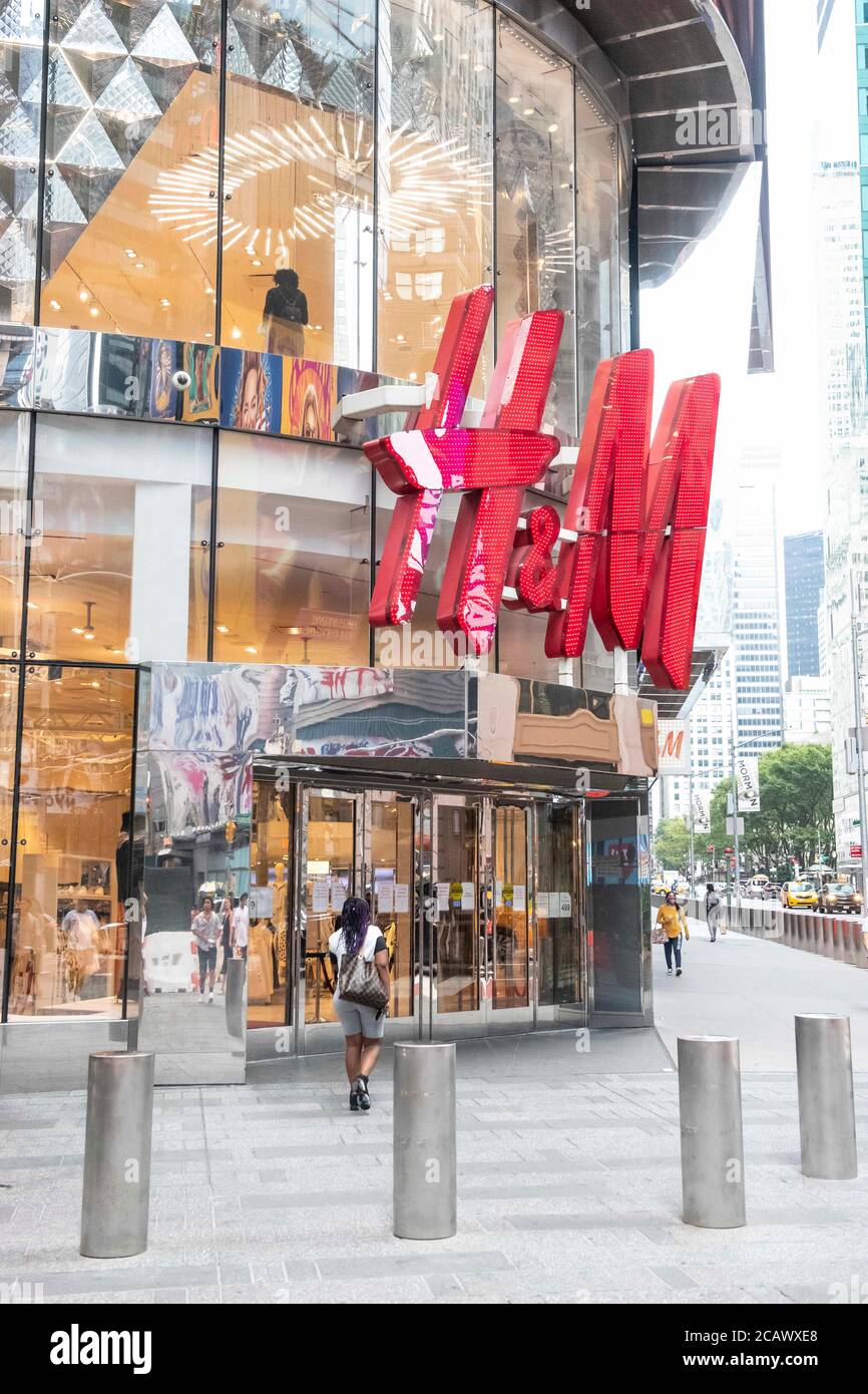 August 08, 2020: An overall view of H&M in Times Square in Manhattan ...