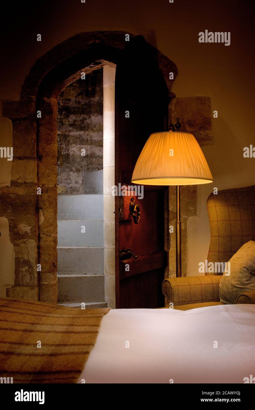 Amberley castle restaurant hi-res stock photography and images - Alamy