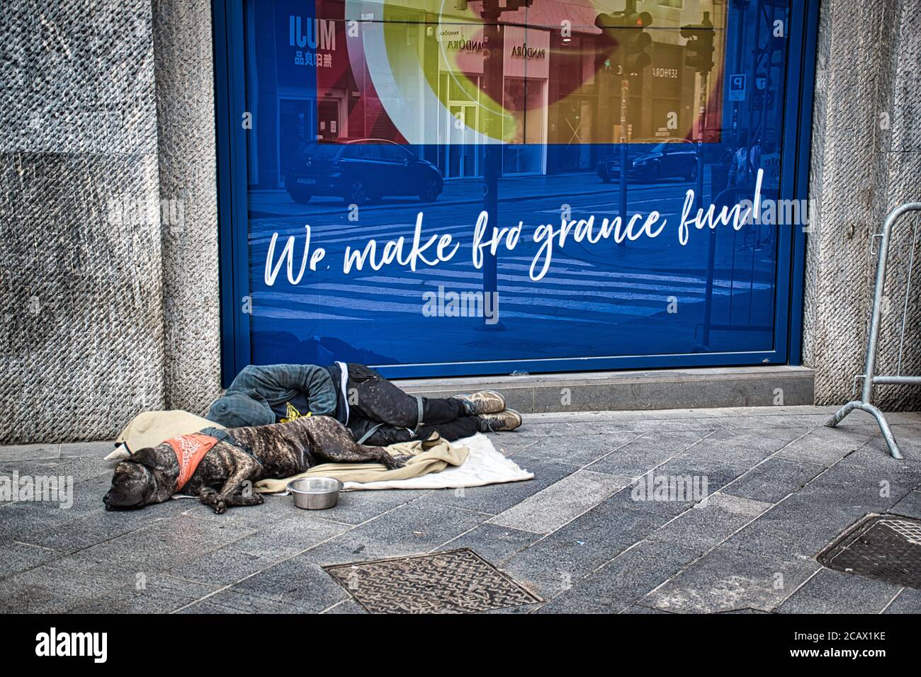 Shelter for unhoused people hi-res stock photography and images - Alamy