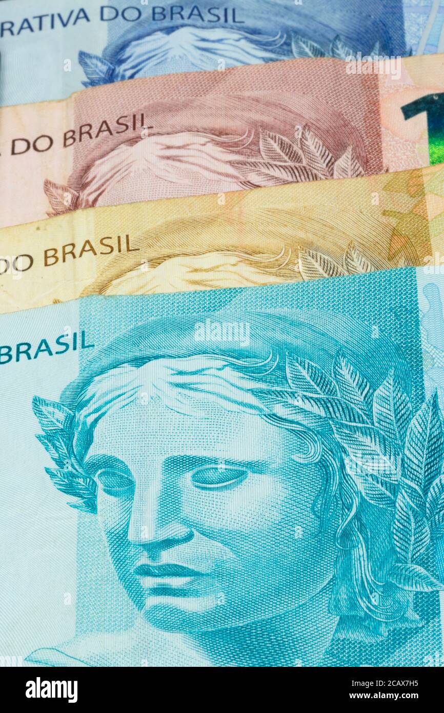 Closeup of varied values of Brazilian money Stock Photo - Alamy