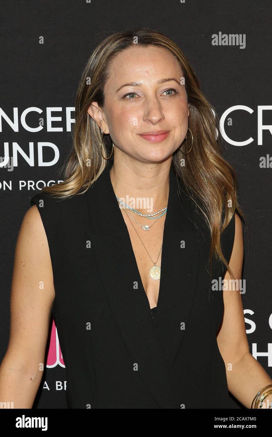 LOS ANGELES - FEB 28: Jennifer Meyer at the Women's Cancer Research ...