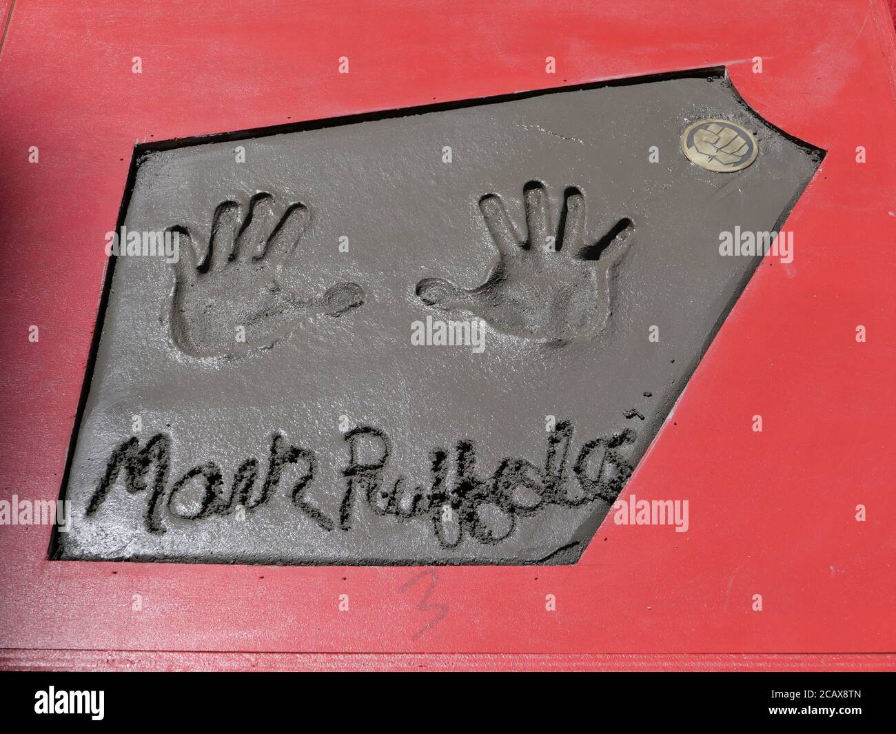 LOS ANGELES - APR 23: Mark Ruffalo Handprints at the Avengers Cast ...