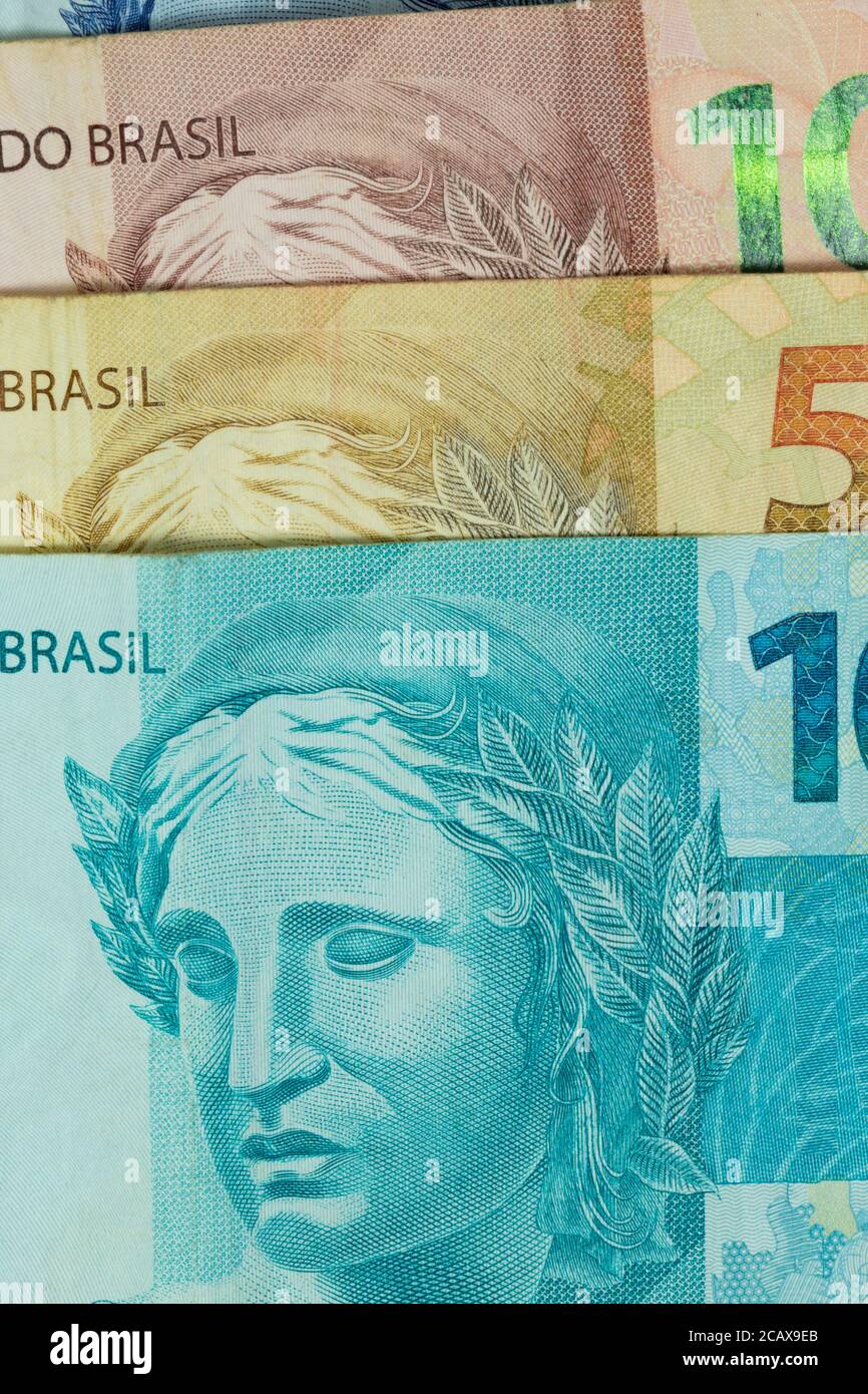 Closeup of varied values of Brazilian money Stock Photo - Alamy