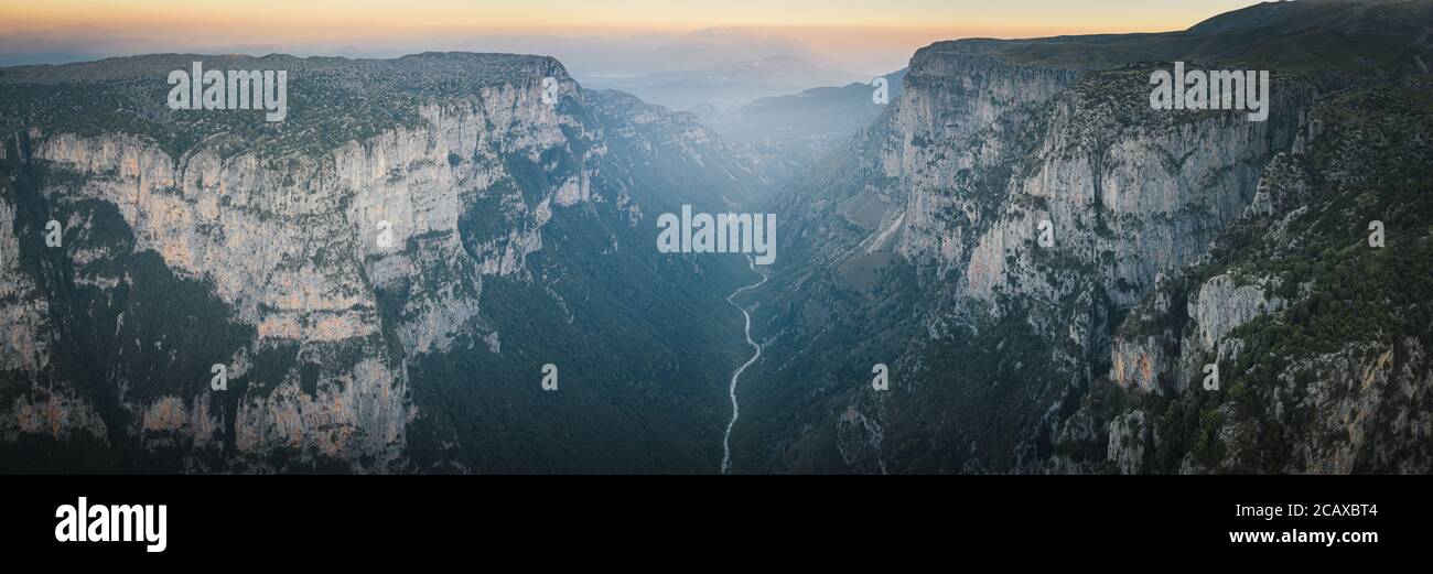 Pindus mountains hi-res stock photography and images - Alamy