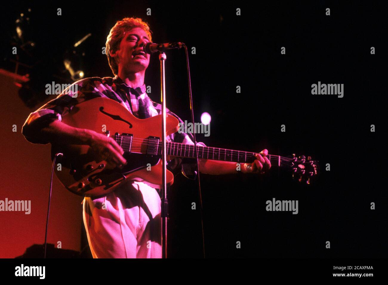 Nick heyward singer hi-res stock photography and images - Alamy