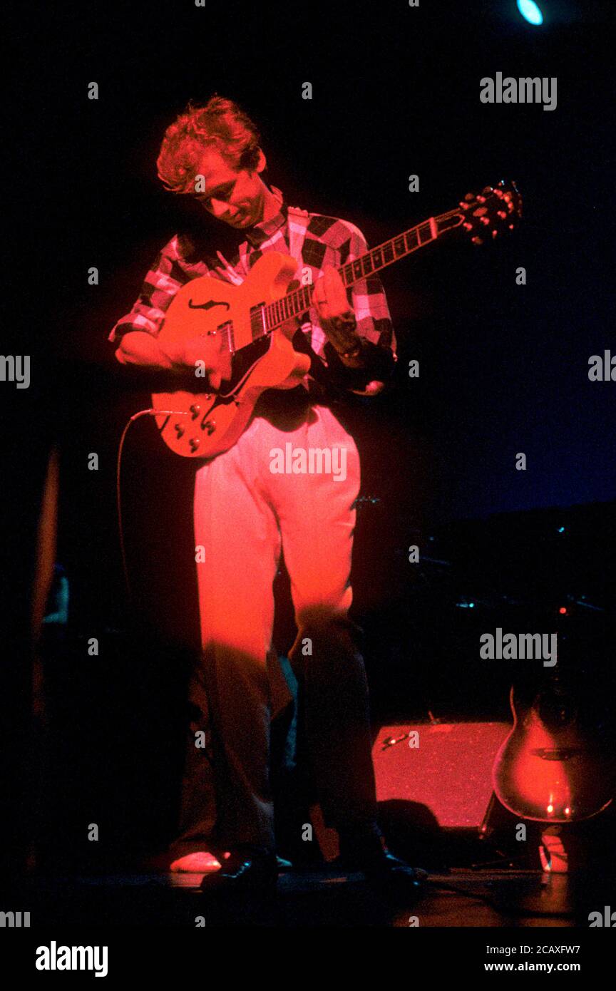 Nick heyward singer hi-res stock photography and images - Alamy