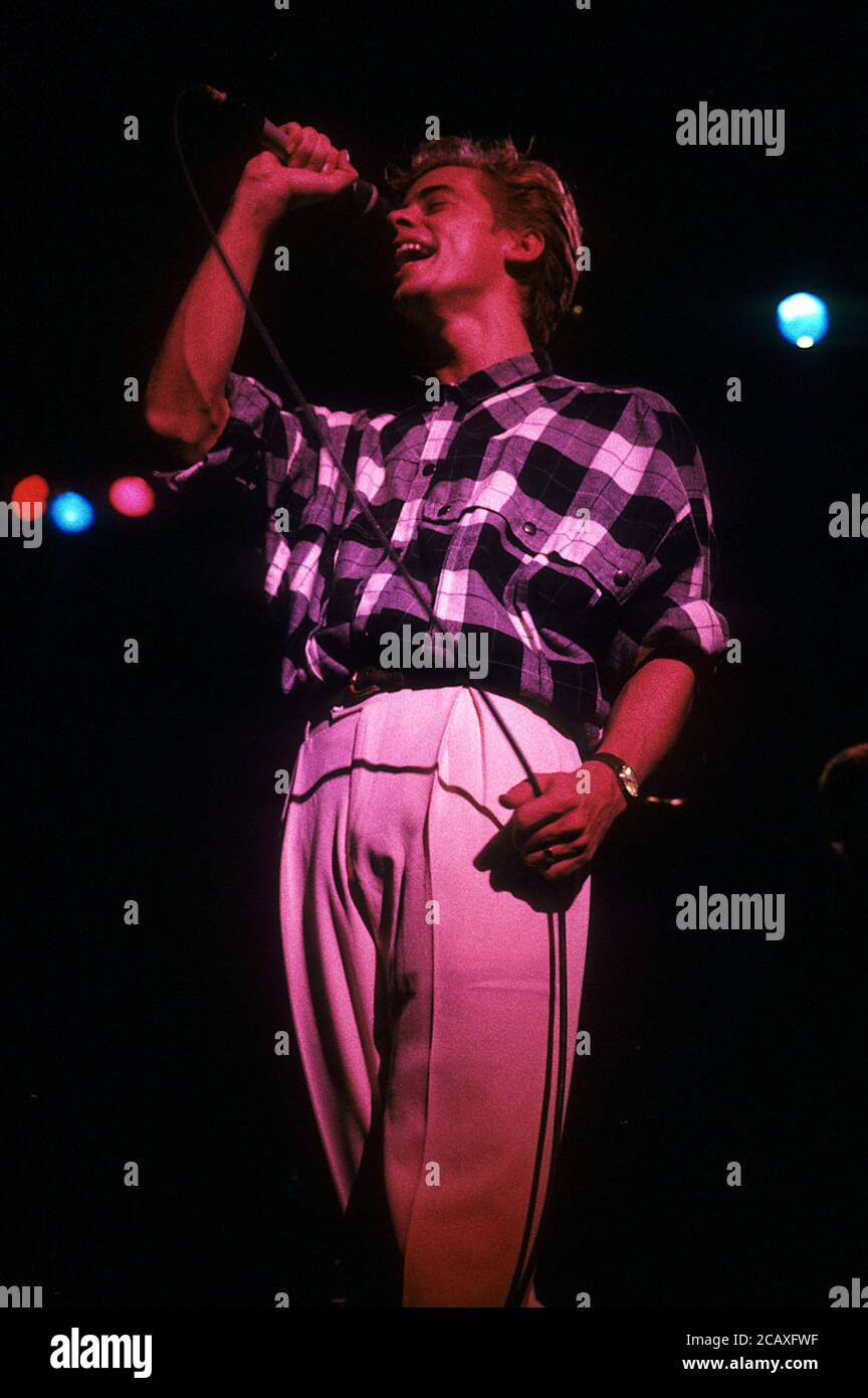 Nick heyward singer hi-res stock photography and images - Alamy