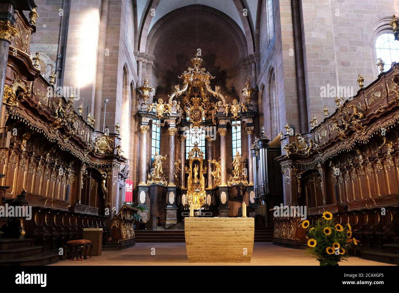 Worms Cathedral Interior Stock Photo - Alamy