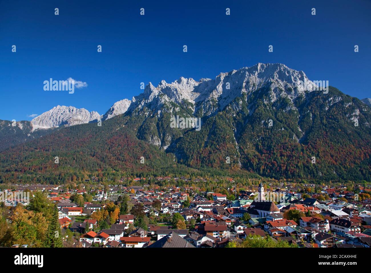 geography / travel, Germany, Bavaria, Mittenwald, view on Mittenwald ...
