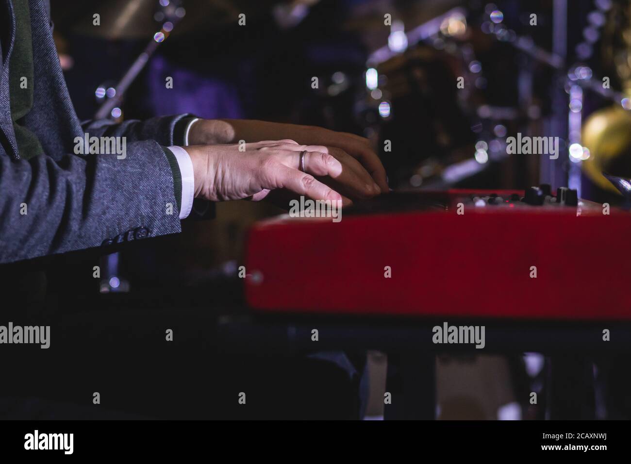 Young black man keyboards musician hi-res stock photography and images ...