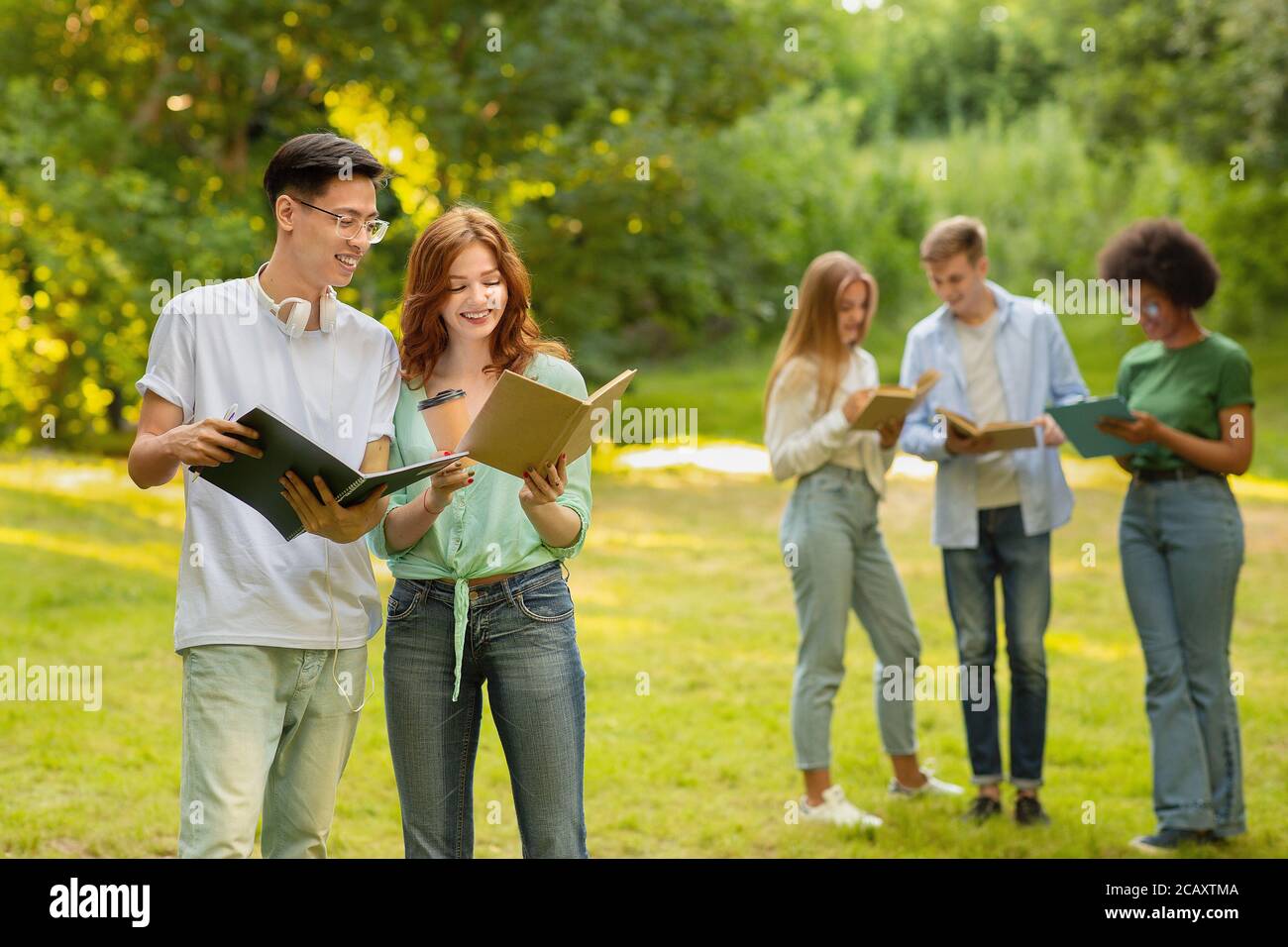 African students campus hi-res stock photography and images - Alamy