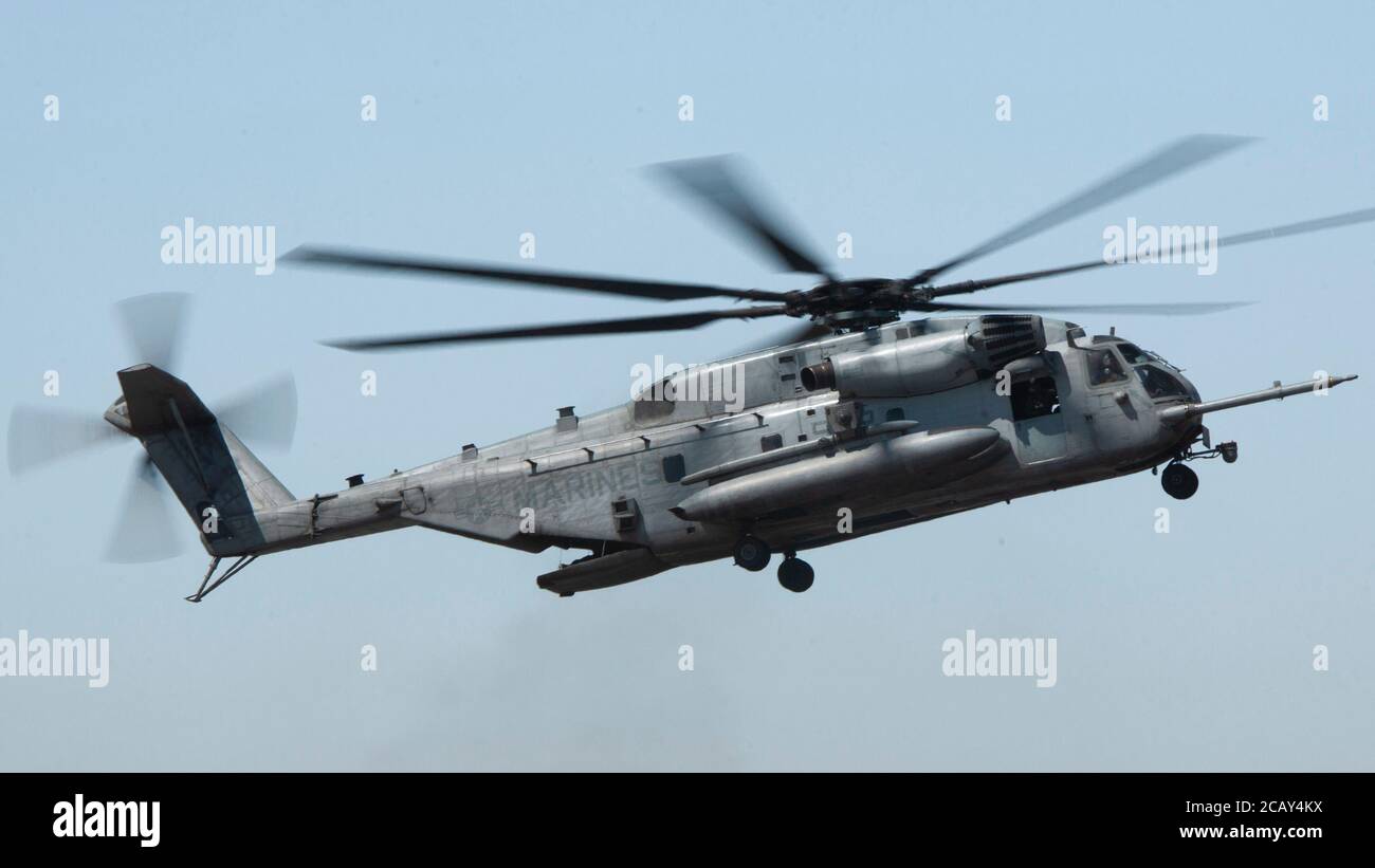 A U.S. Marine Corps CH-53E Super Stallion with Marine Aircraft Group 16 ...