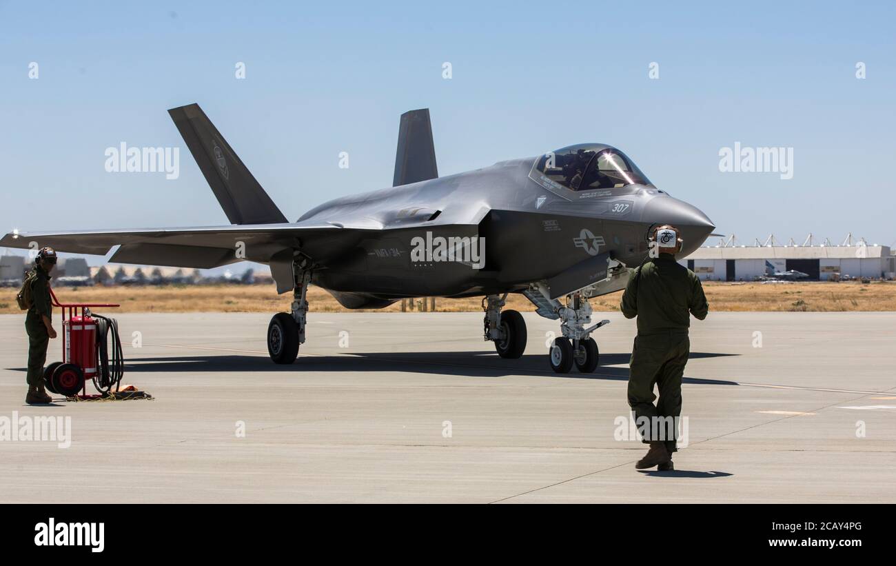 U.S. Marines with Marine Wing Support Squadron (MWSS) 372, Marine ...