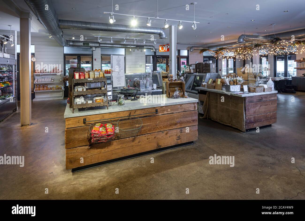 Convenience store counter hi-res stock photography and images - Alamy