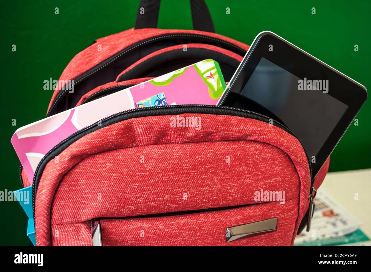 Open school bag hi-res stock photography and images - Alamy