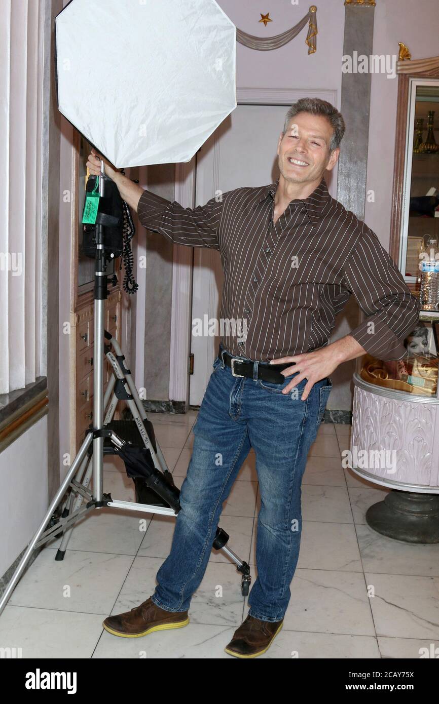 LOS ANGELES - AUG 21: Kevin Spirtis at the Barbara Eden Tribute ...
