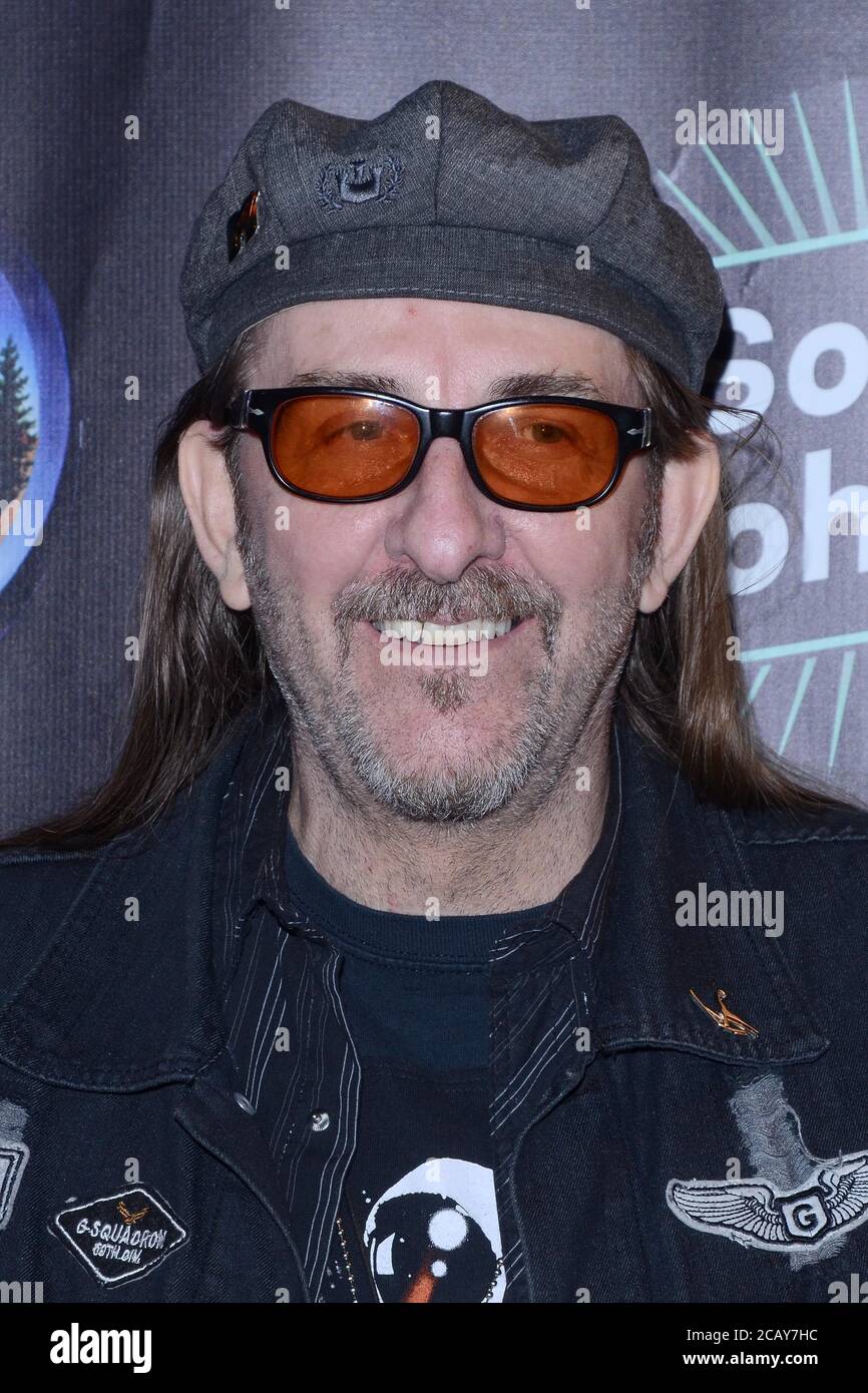 LOS ANGELES - OCT 18: Robert Mills at the Mars Rocks! A Benefit Concert ...