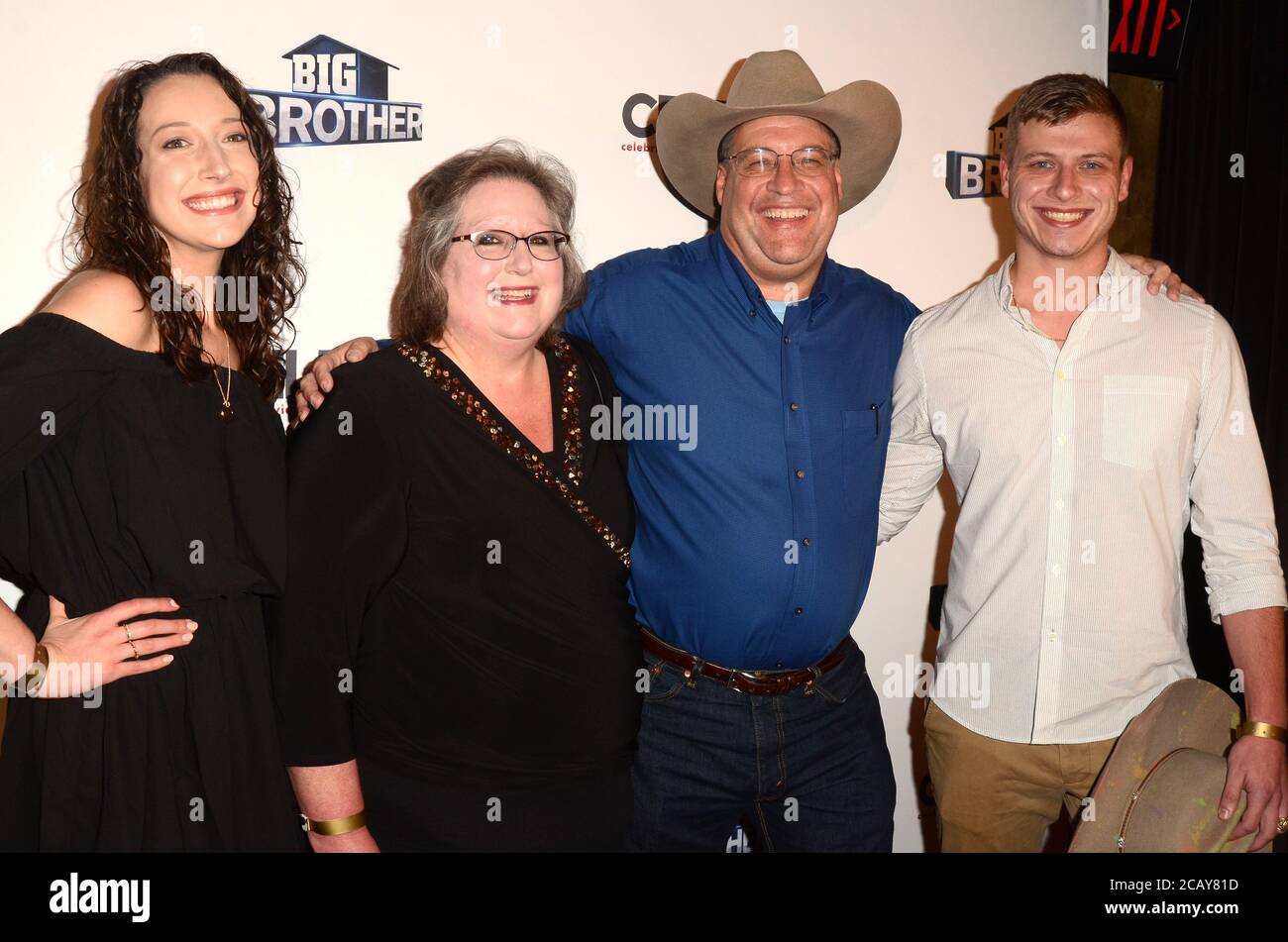 LOS ANGELES - SEP 26: Sharon Hogg, Cliff Hogg III, Family at the "Big ...