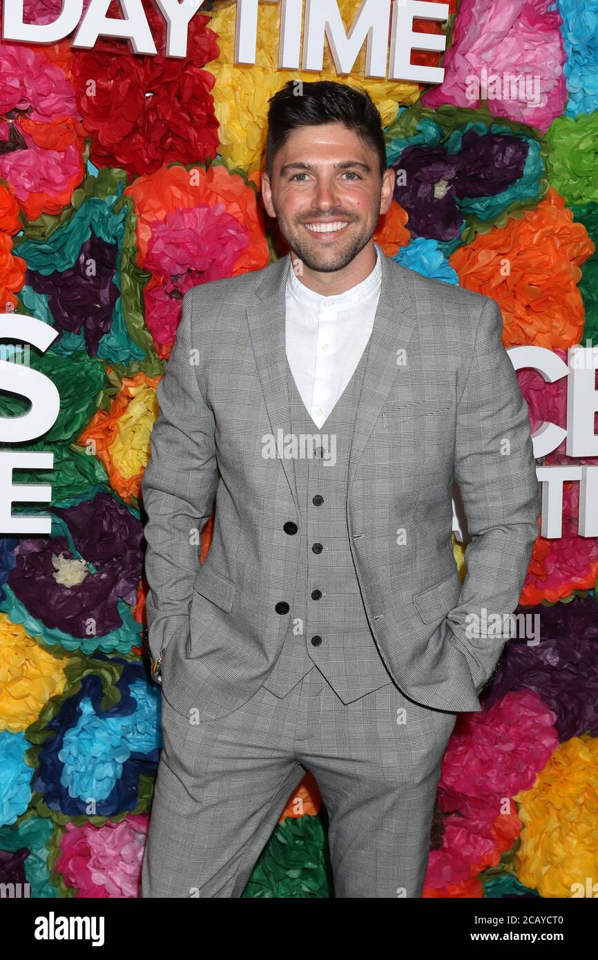 LOS ANGELES - MAY 5: Robert Adamson at the 2019 CBS Daytime Emmy After ...