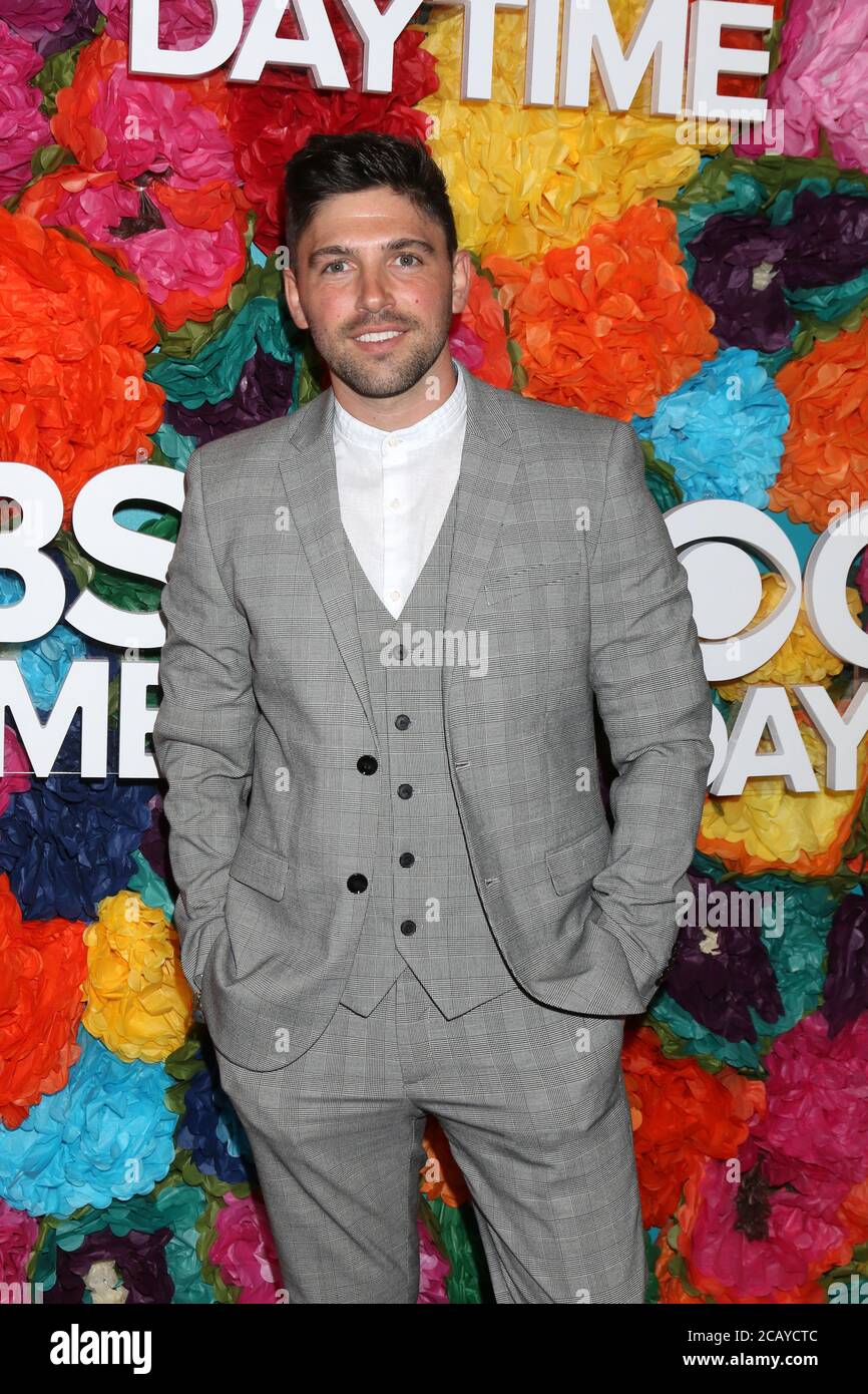 LOS ANGELES - MAY 5: Robert Adamson at the 2019 CBS Daytime Emmy After ...