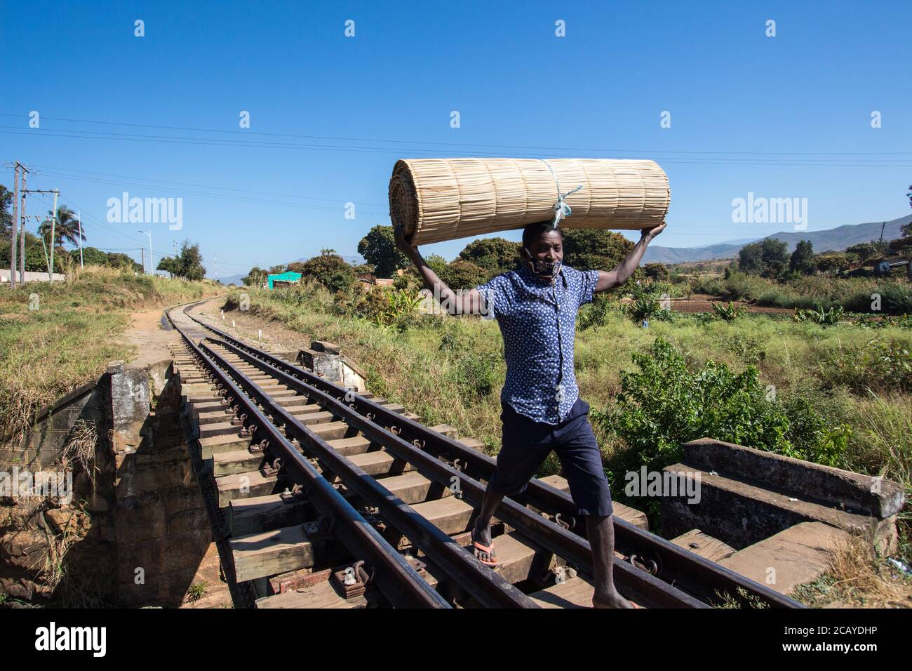 Pedestrian bridge over railway hi-res stock photography and images - Alamy