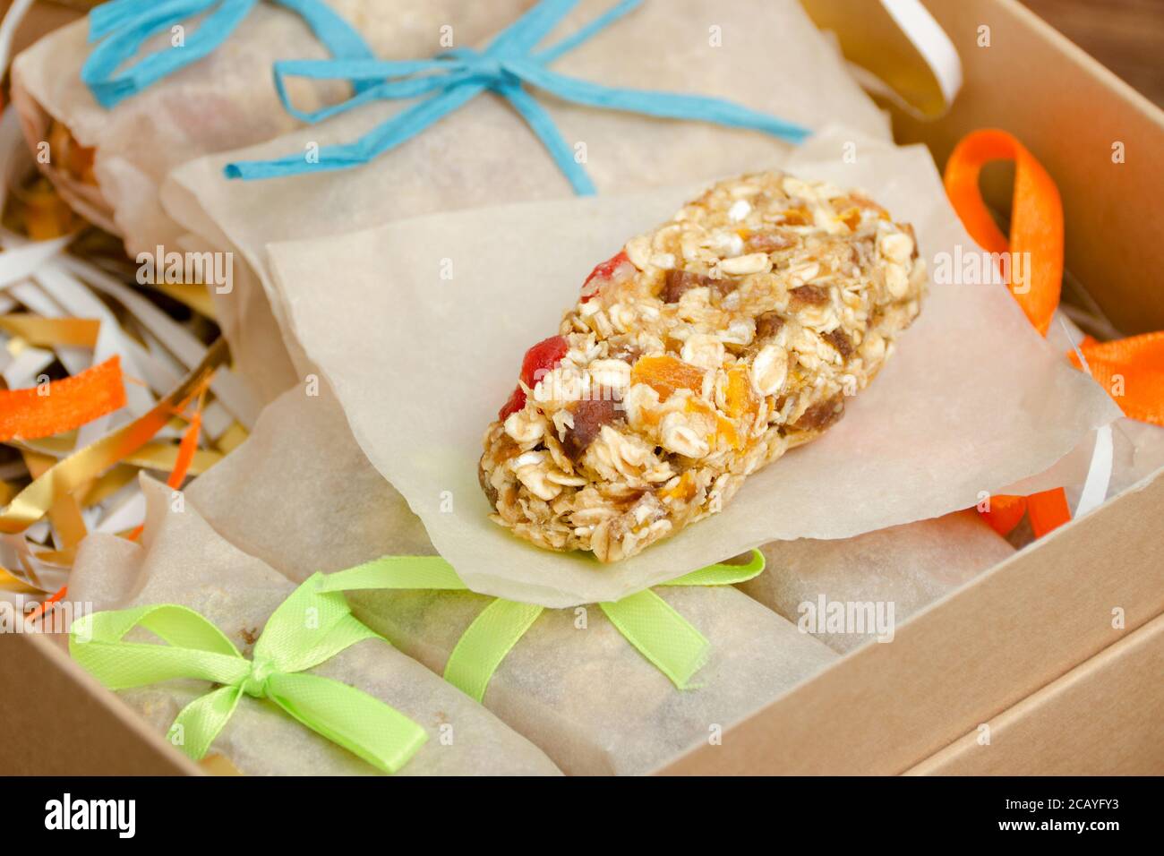 Muesli bars snack healthy box hi-res stock photography and images - Alamy