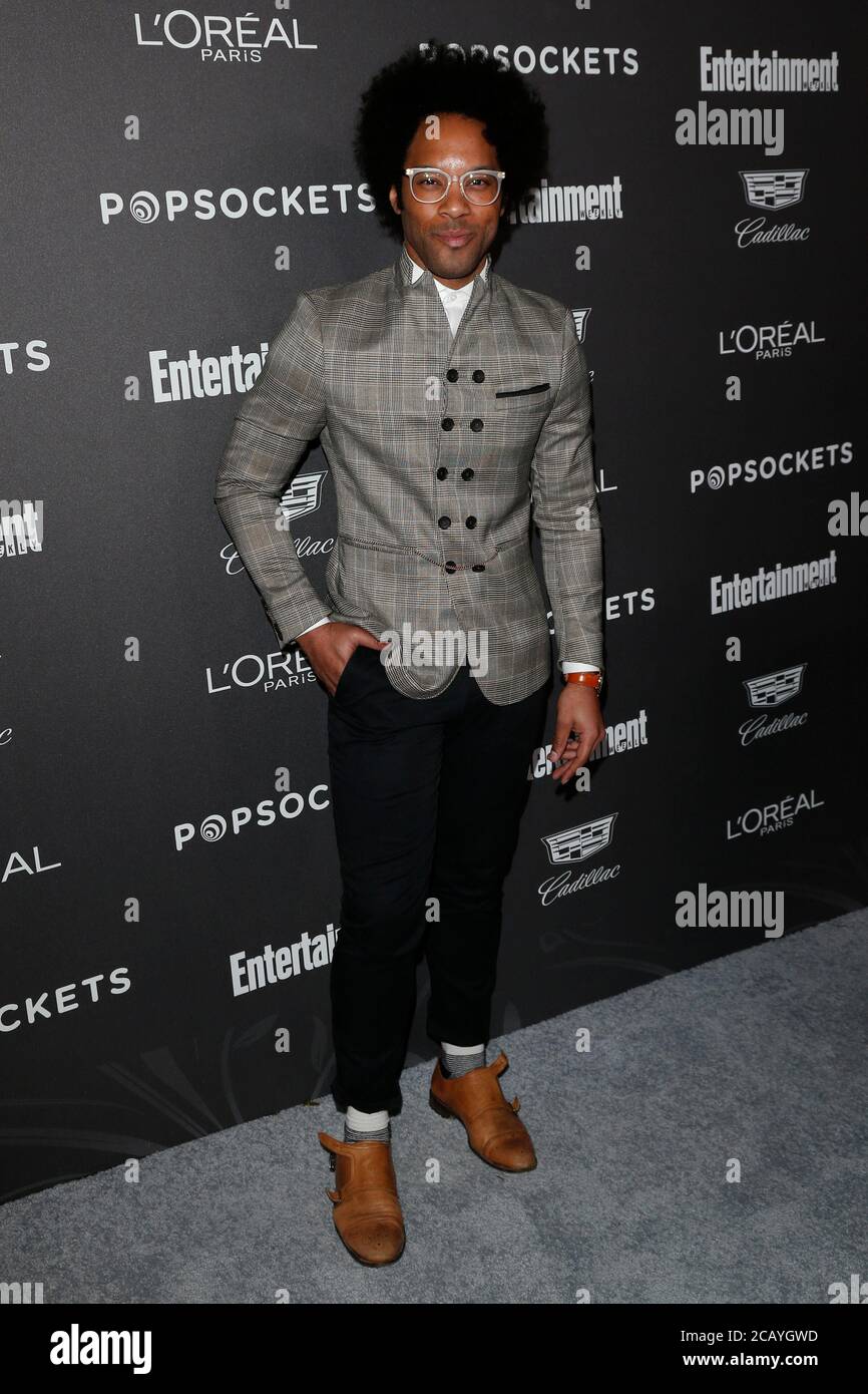 LOS ANGELES - JAN 26: Johnathan Fernandez at the Entertainment Weekly ...