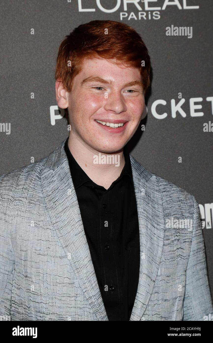 LOS ANGELES - JAN 26: Carson Holmes at the Entertainment Weekly SAG ...