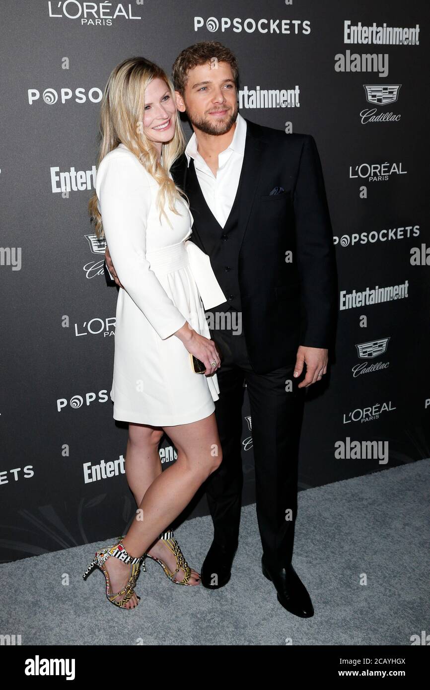 LOS ANGELES - JAN 26: Lexi Murphy, Max Thieriot at the Entertainment ...