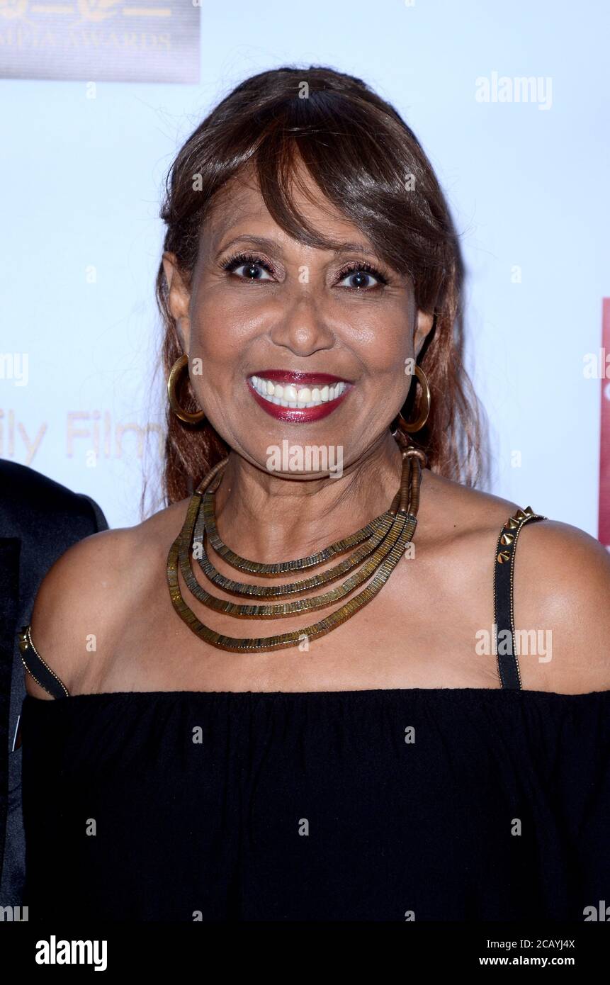 LOS ANGELES - SEP 29: Telma Hopkins at the Family Film Awards ...