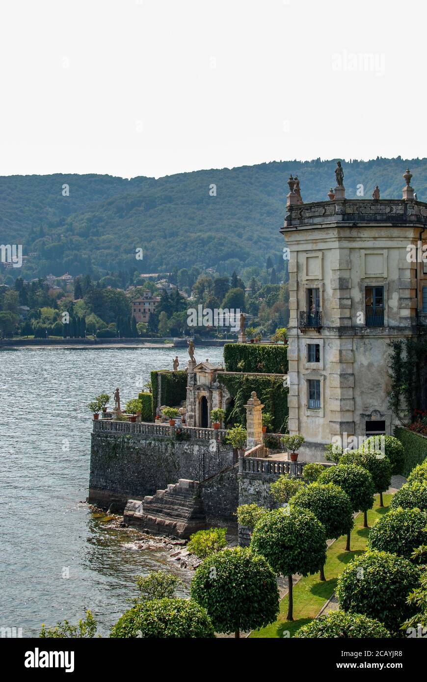 Isola bella lake maggiore italy hi-res stock photography and images - Alamy