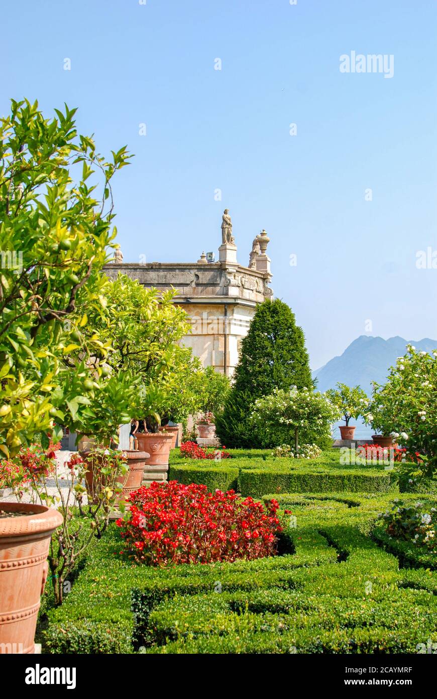 Garden baroque palazzo borromeo hi-res stock photography and images - Alamy