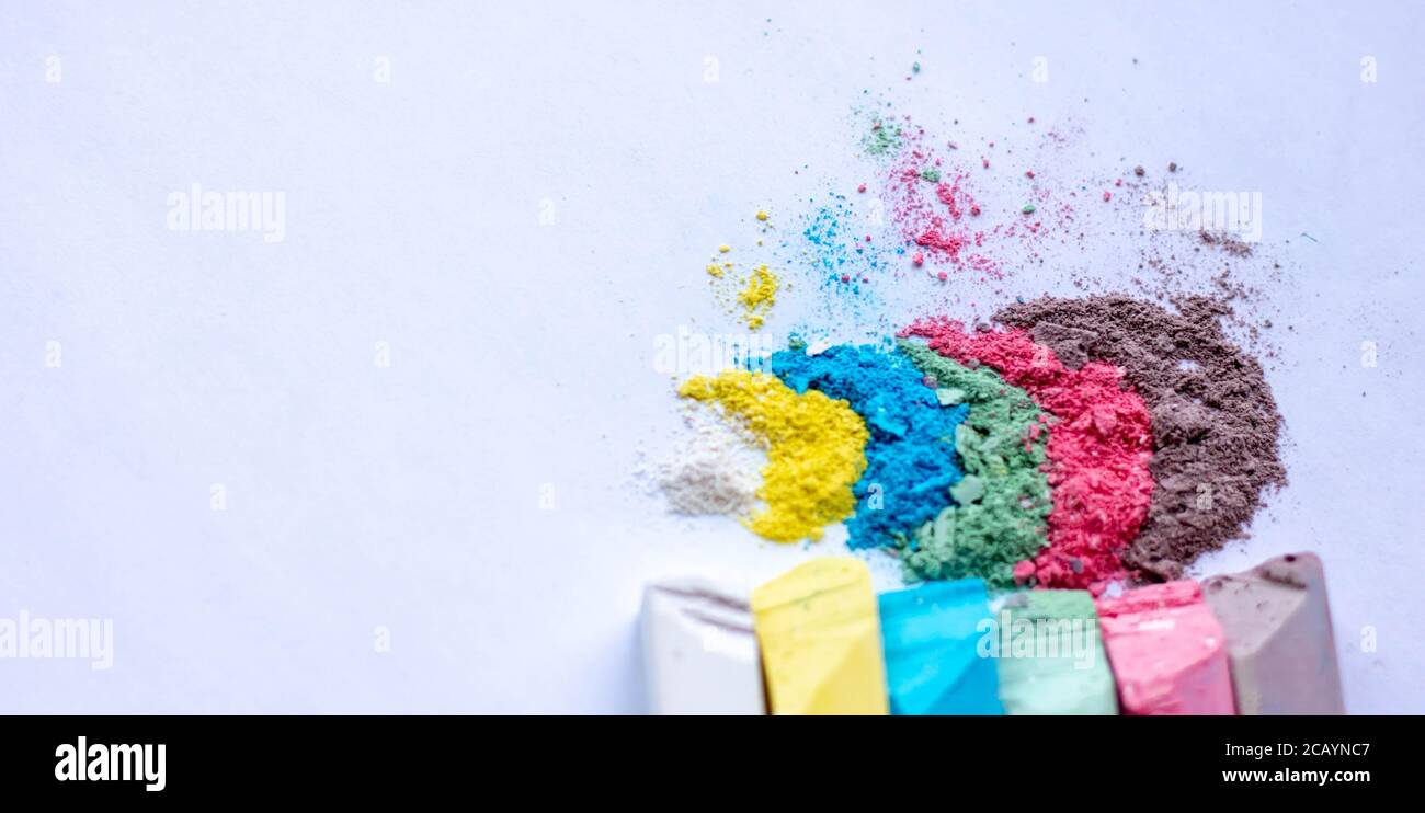 Crayons chalky texture hi-res stock photography and images - Alamy