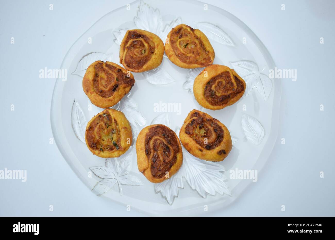 Alu samosa hi-res stock photography and images - Alamy