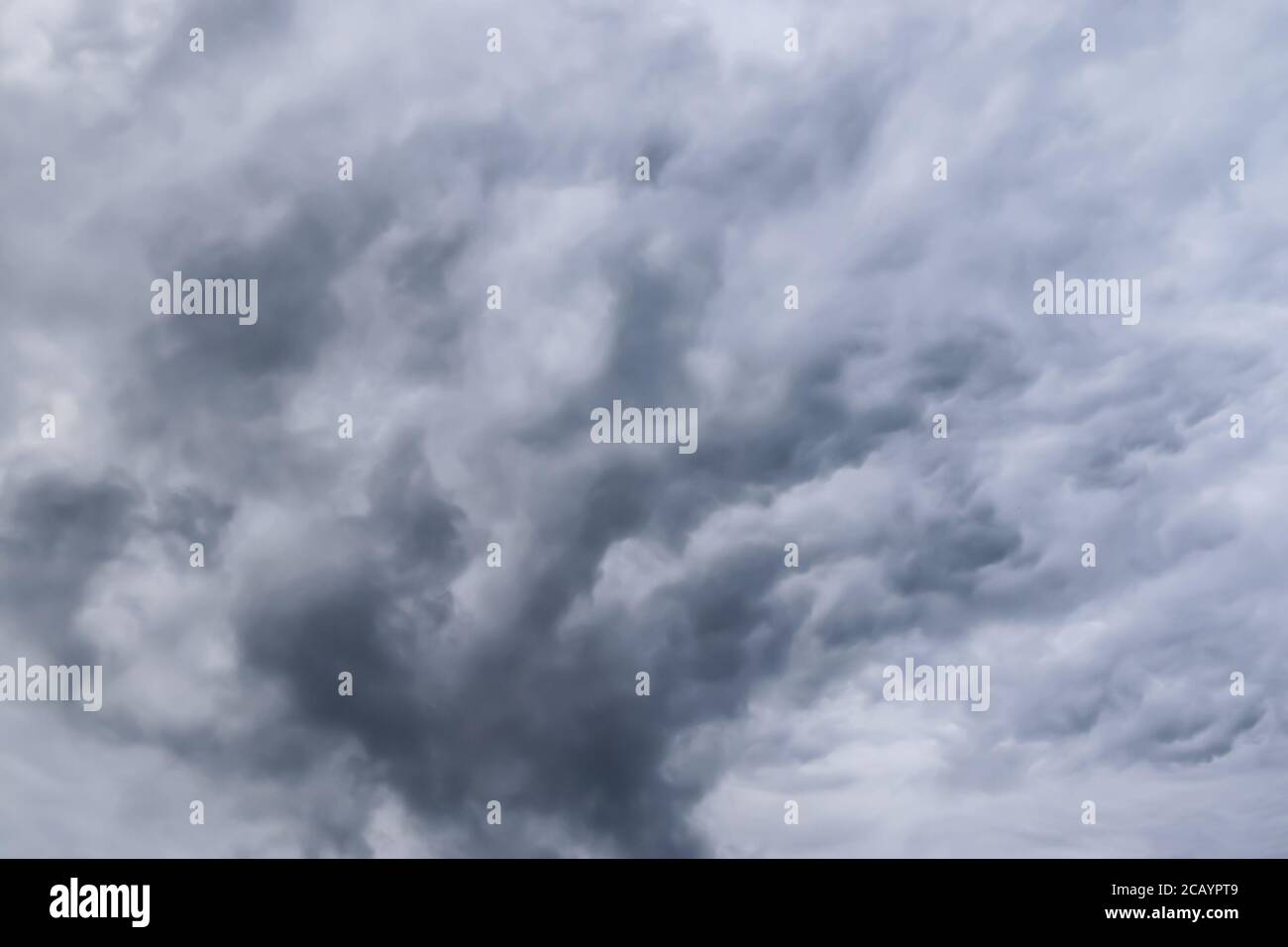 Stunning dark cloud formations right before a thunderstorm Stock Photo ...
